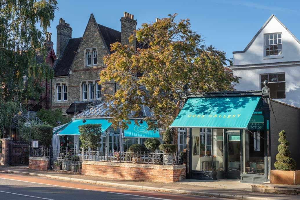 Restaurant Information - Gees Restaurant & Bar